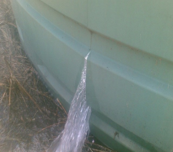 Water Tank Repairs - Fix a Tank your #1 Specialist Repairer